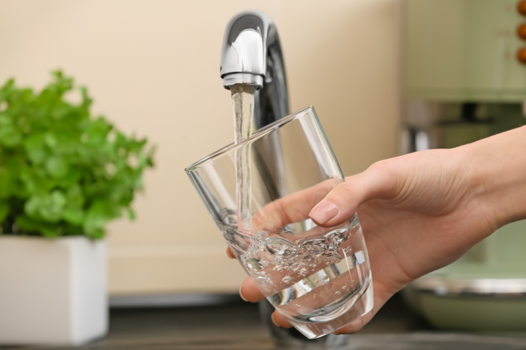 Federal program offers eligible households one-time payment for water ...